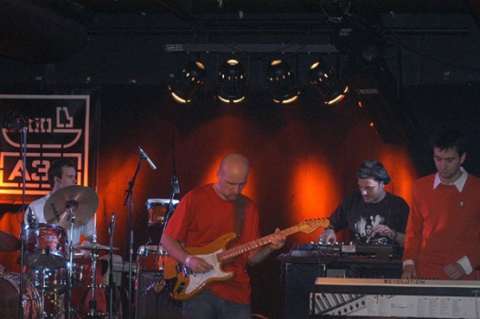 Erik Sumo Band, Marcel Live, Easy Life Natural, DJ Tomanek (H) - A38 Ship