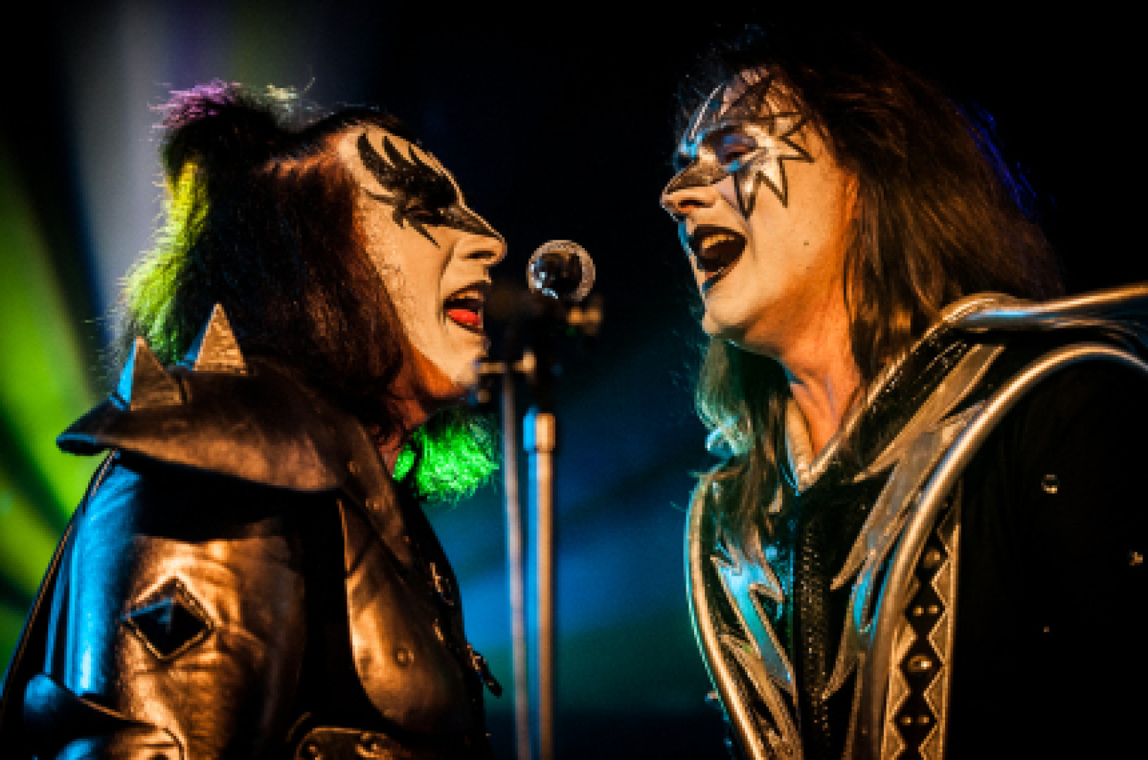 Kiss Forever Band, Strygon (SK) - A38 Ship