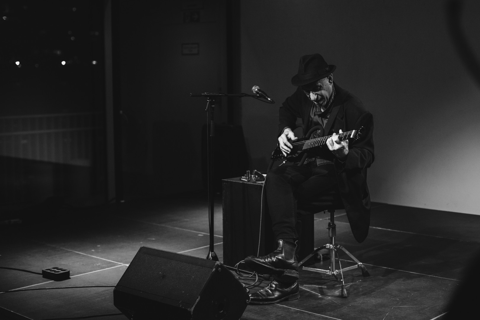 Elliott Sharp (US) plays Monk, Jü - A38 Hajó