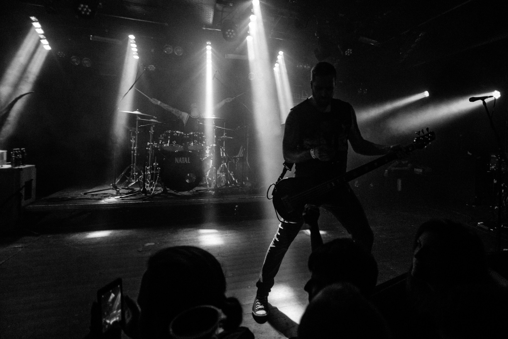 Apey & the Pea 'HEX' album-release, Stubborn - A38 Ship