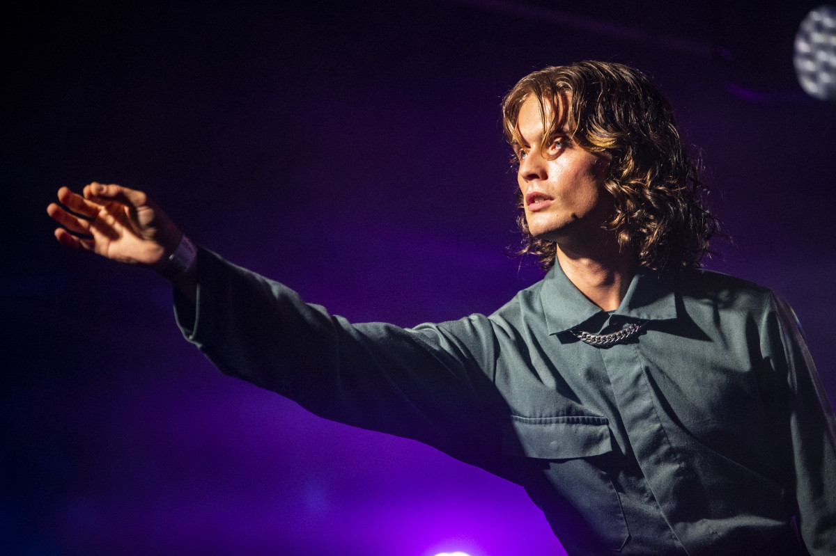 Zene x Mozgás // Henri Gonzo akusztikus koncert // Vendégek: Nagy Emese ...