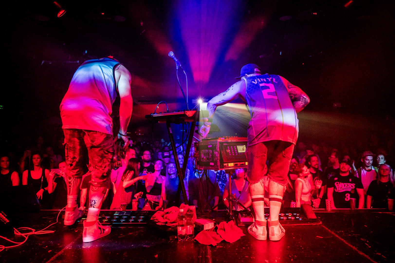 Dub FX (UK) - A38 Hajó